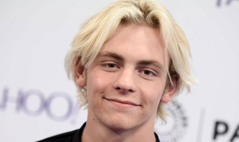 Ross Lynch's Net Worth, Early Life, Career and Personal Life - IMPARTART